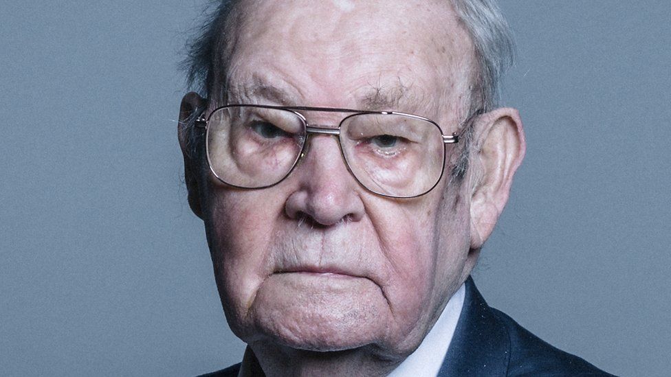 Labour anti-apartheid stalwart Lord Bob Hughes dies aged 90 - BBC News