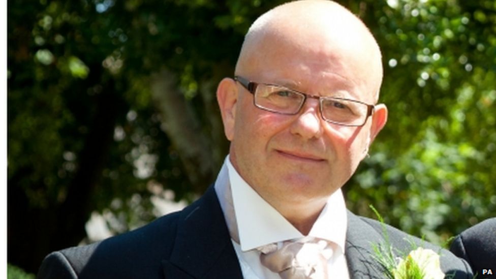 Derek Moore inquest hears of Bosley mill fire devastation - BBC News