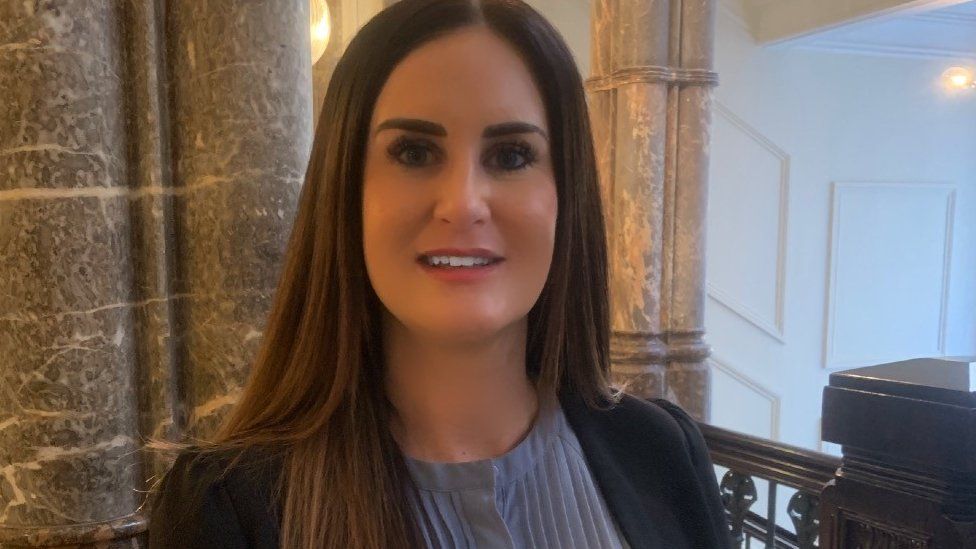 International Women's Day: Secrets of success in hospitality - BBC News