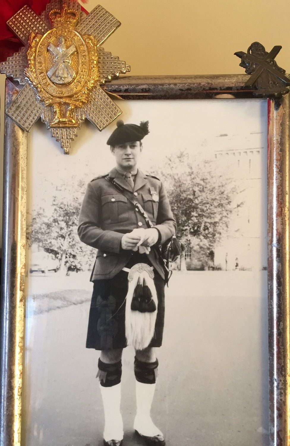 Former Black Watch captain swaps military for ministry - BBC News