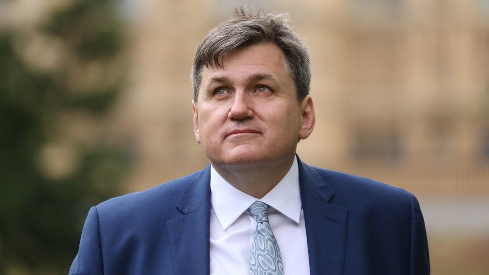 Tory leadership: Malthouse becomes second MP to pull out - BBC News