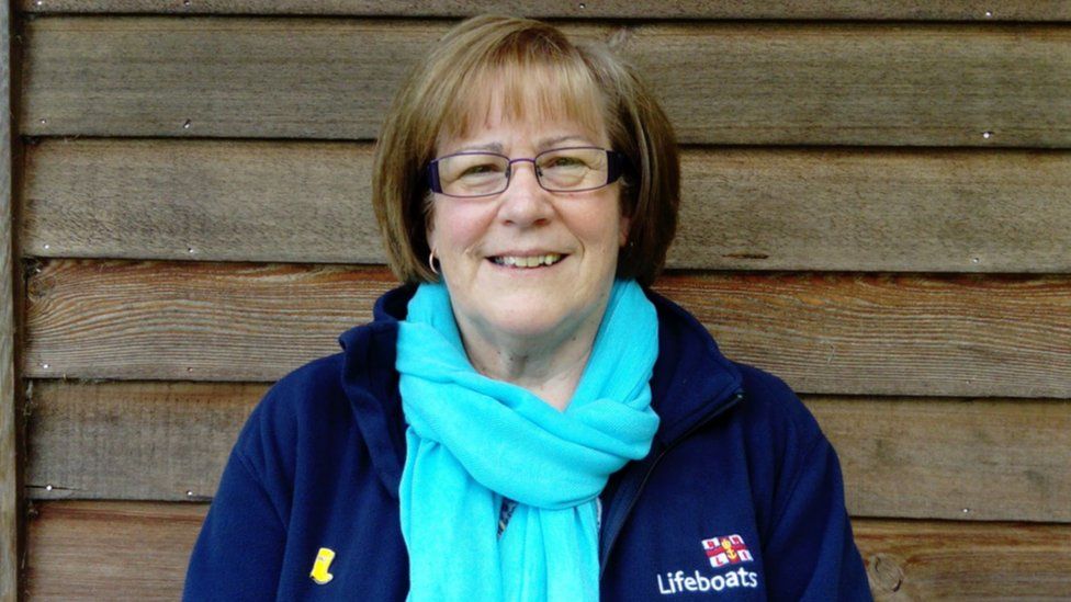 Queen's Jubilee birthday honours: OBE for former journalist - BBC News