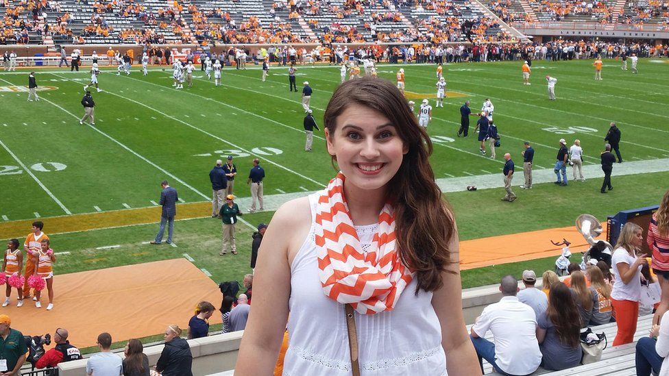 Woman jailed in US for driving with Canadian licence - BBC News