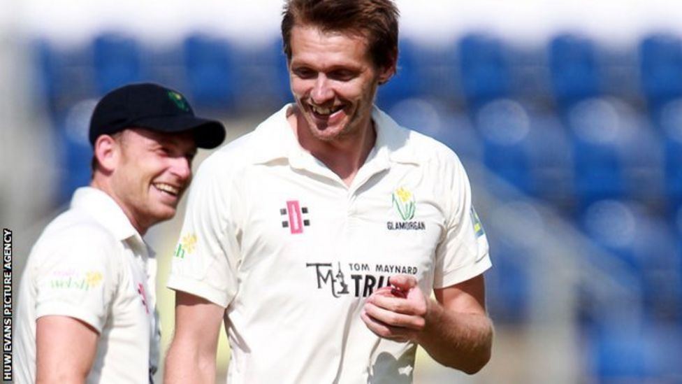 Glamorgan to focus on signing new bowlers, says Hugh Morris - BBC Sport