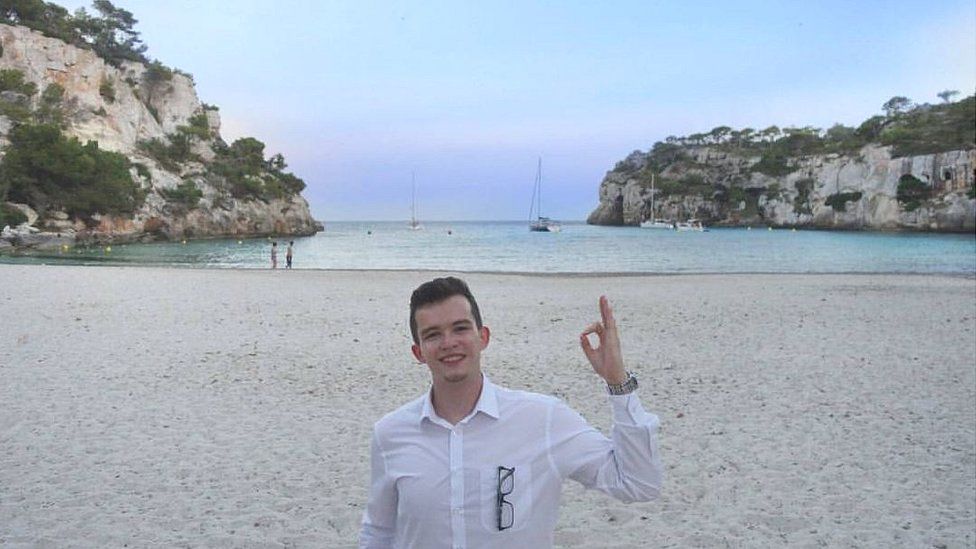 Student travels from Newcastle to London via Menorca to save cash - BBC ...