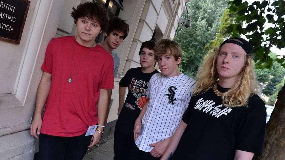 The Orwells split up after sexual abuse allegations - BBC News