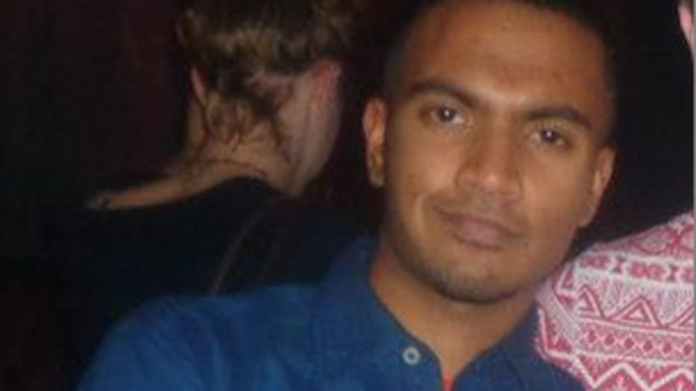 Souvik Pal death: Images of possible witnesses released - BBC News