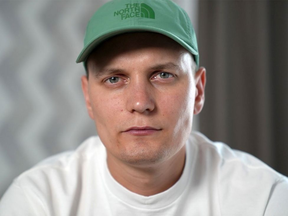 Ukrainian prisoners of war say they were tortured at Russian prison ...