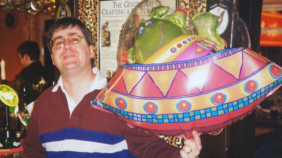 Hopes for documentary on Alan Wood's 'horrific' 2009 murder - BBC News