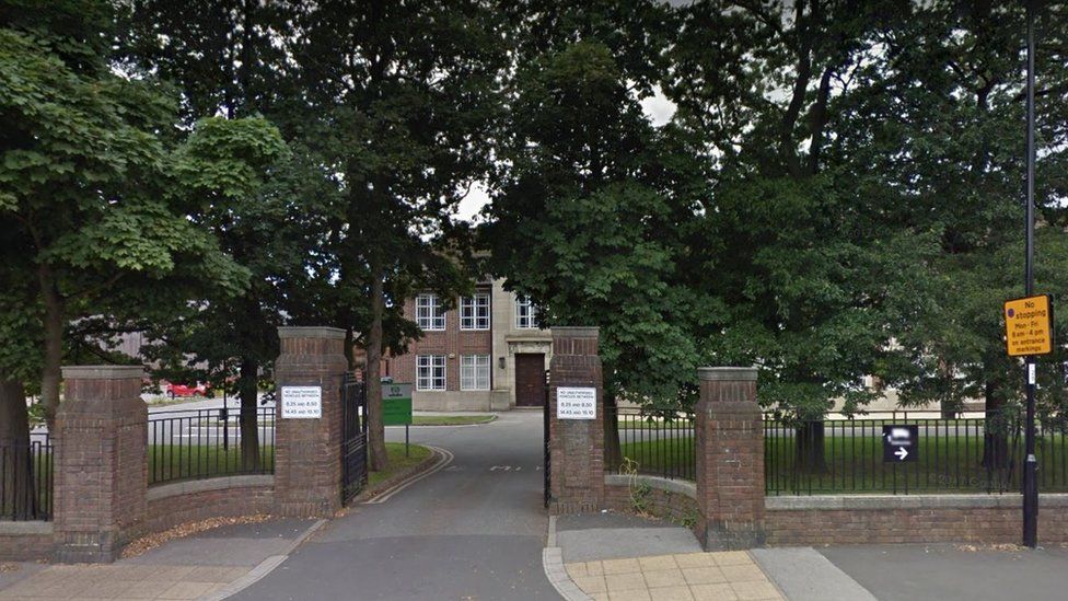 Teacher banned over relationship with former student - BBC News