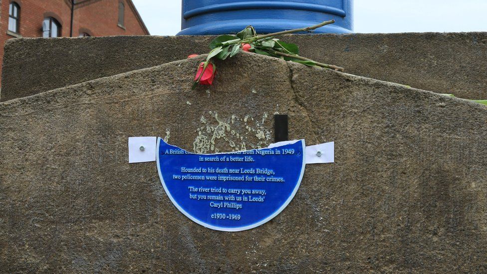 Replacement stolen memorial plaque to David Oluwale installed - BBC News