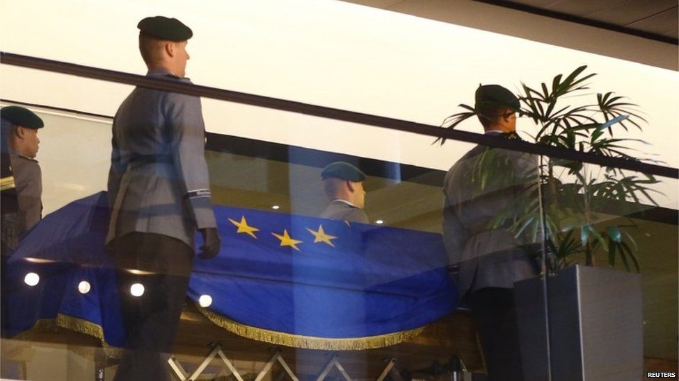 Merkel: We must guard Helmut Kohl's legacy - BBC News