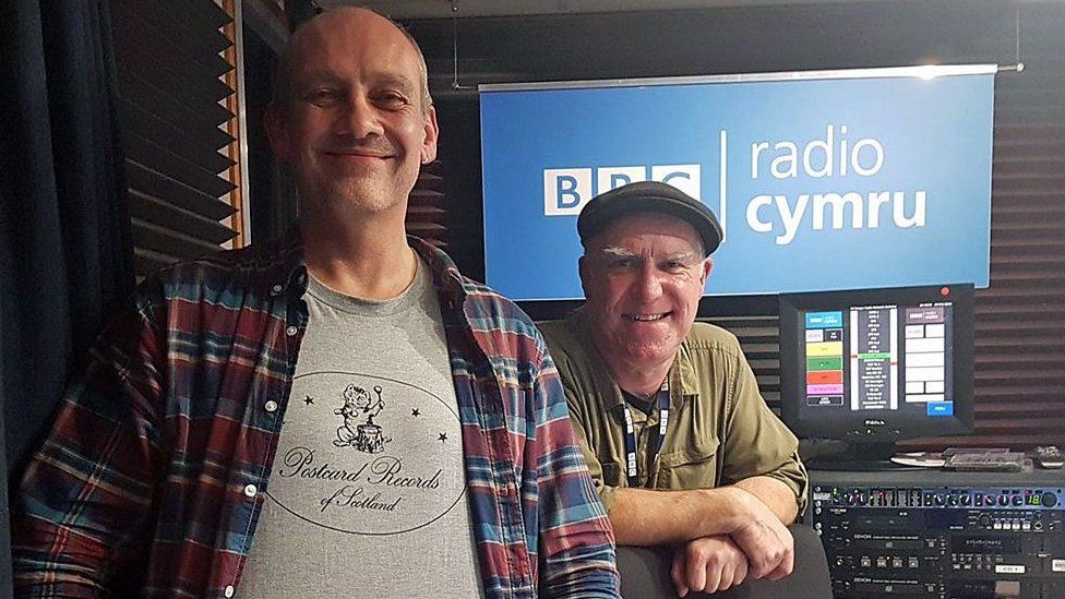 Emyr Glyn Williams, un o sylfaenwyr label Ankst, wedi marw - BBC Cymru Fyw