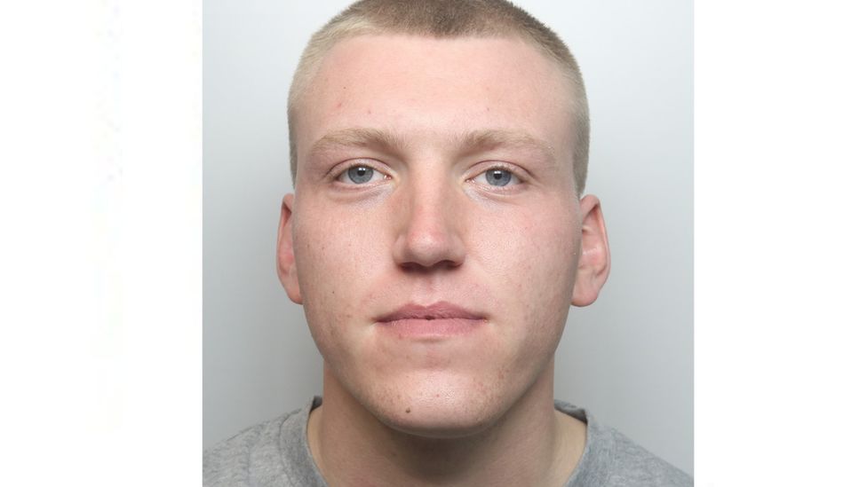 Man jailed for Stoke-on-Trent machete rampage - BBC News