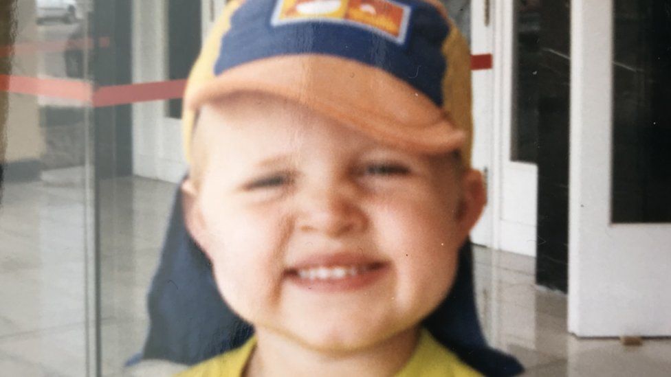 Conner Marshall: Flashbacks of murdered son's injuries - BBC News