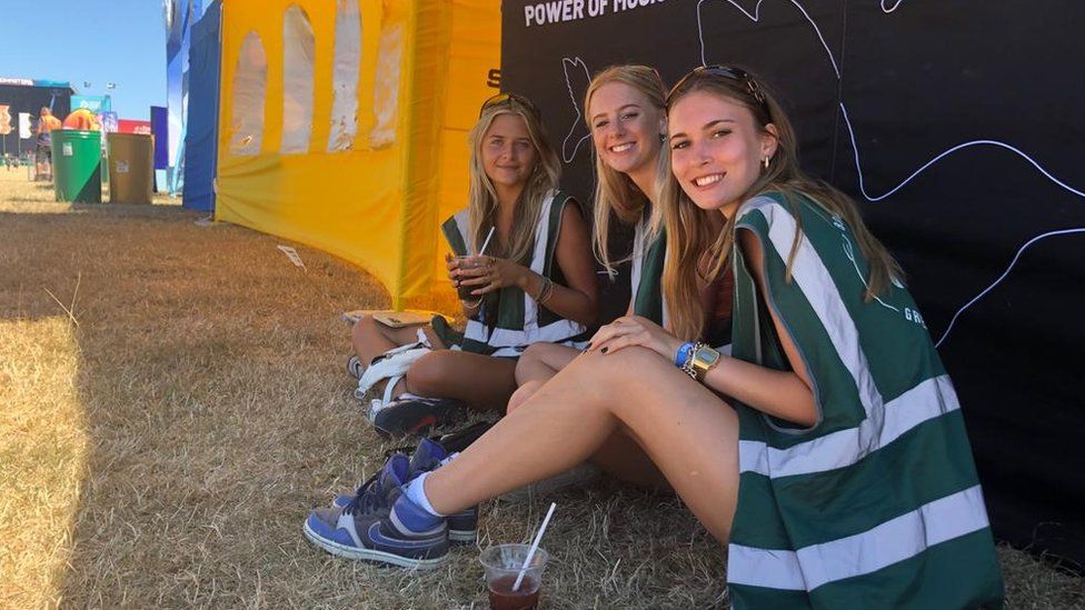 Boardmasters 2022 gets under way in Cornwall - BBC News