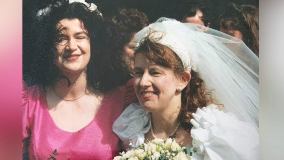 Popular Londonderry teacher's legacy lives on through bursary - BBC News