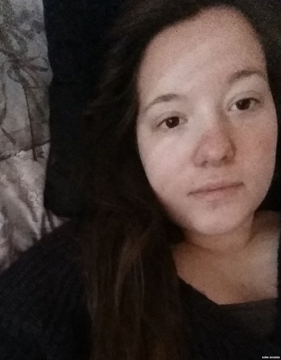 Meet the student who caught typhoid for £3,000 - BBC News