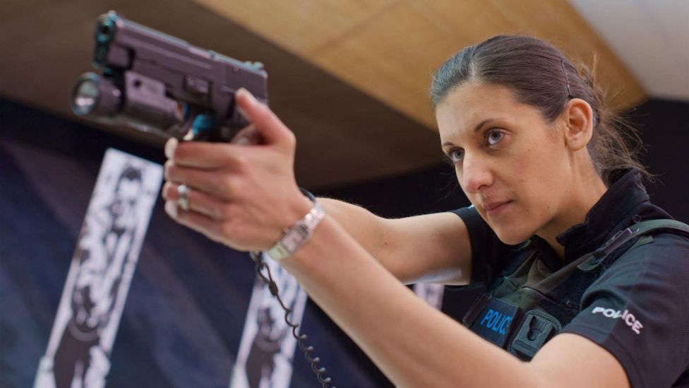 'Sex predators within police operate in plain sight' - BBC News