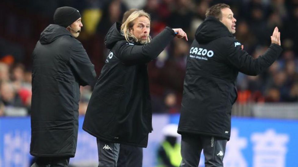 Aston Villa news: How set-piece coach Austin MacPhee makes difference ...