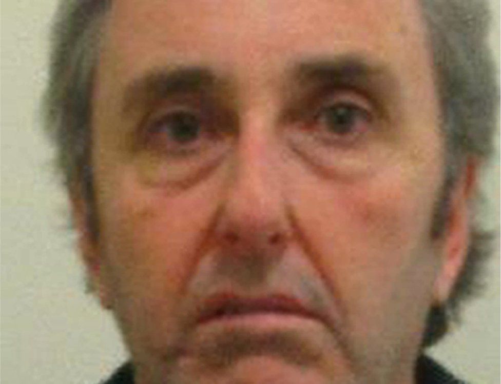 Ian Stewart: Accused cremated wife to hide evidence, court told - BBC News