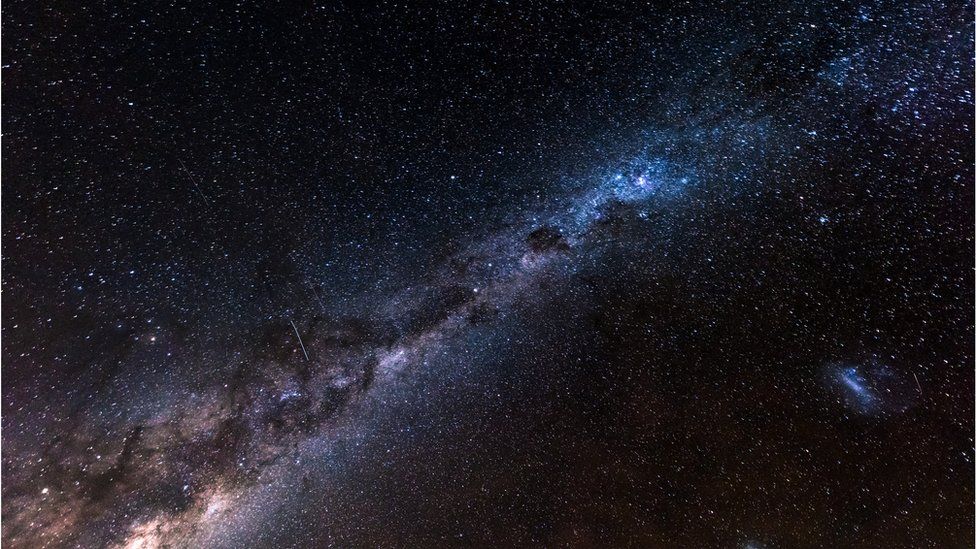 Meet 'Heracles', a 10 billion year old fossil galaxy - BBC Newsround