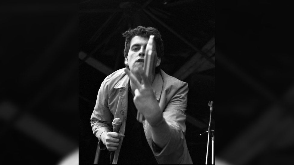 Emyr Glyn Williams, un o sylfaenwyr label Ankst, wedi marw - BBC Cymru Fyw