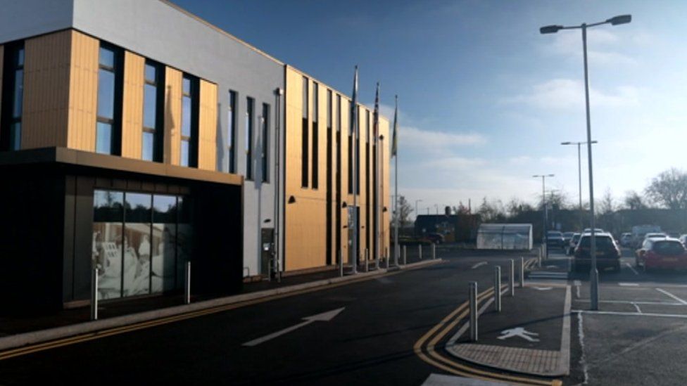 RAF veteran first to be seen at specialist Gobowen centre - BBC News