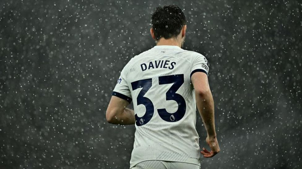 Tottenham: 'We needed those three points today' - Davies - BBC Sport