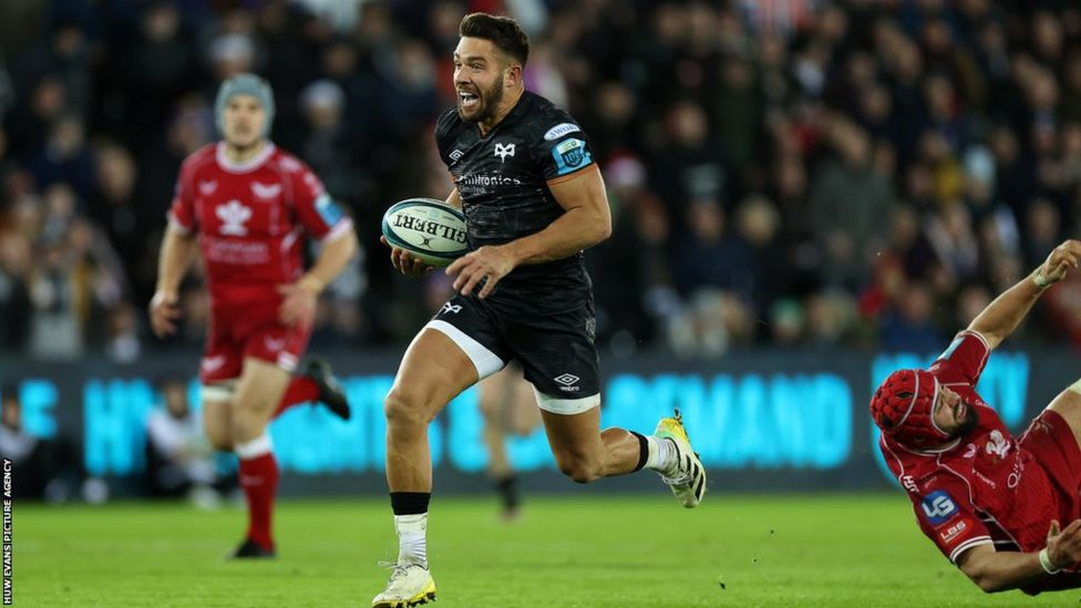 Rhys Webb: Recalled Wales scum-half a 'great advert' for resilience ...