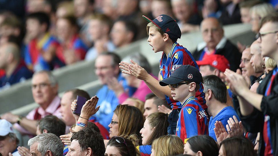 Football: What is everyone talking about? - BBC Newsround