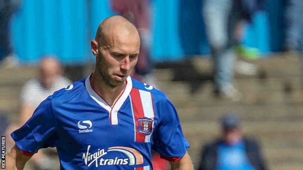 Russell Penn: Wrexham sign midfielder after Carlisle United exit - BBC ...
