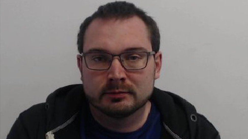 Manchester police constable jailed for possessing indecent images - BBC ...