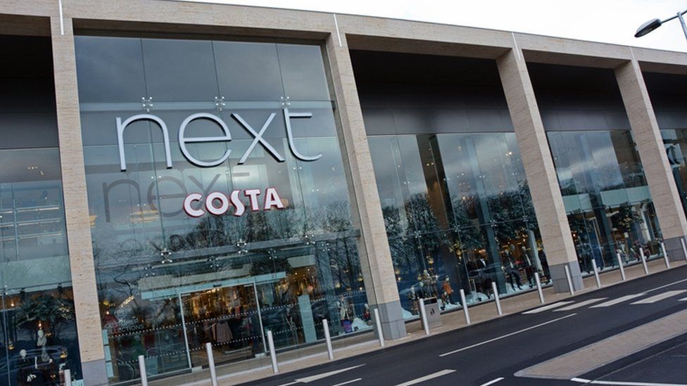 Coronavirus: Next details reopening plan amid T-shirt glut - BBC News