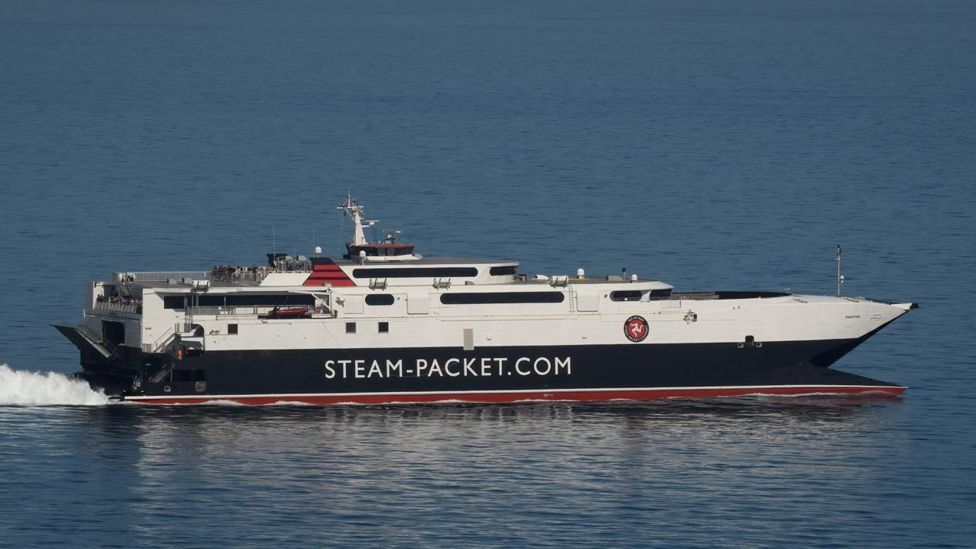 Summer fast craft ferry Manannan sailings to Liverpool resume - BBC News