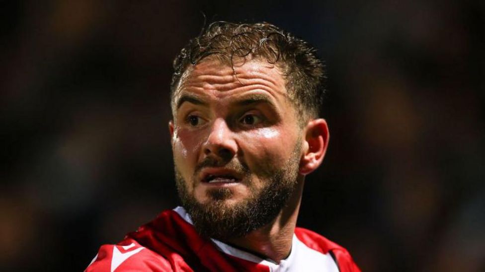 Rotherham United: Free agents Alex MacDonald and Cameron Dawson join ...