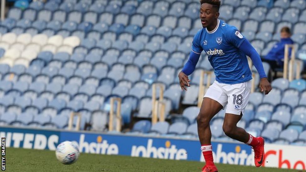 Portsmouth: Jamal Lowe signs new contract with League One club - BBC Sport