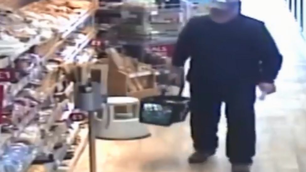 Missing Wigtown man Gavin Tait: Renewed appeal for information - BBC News