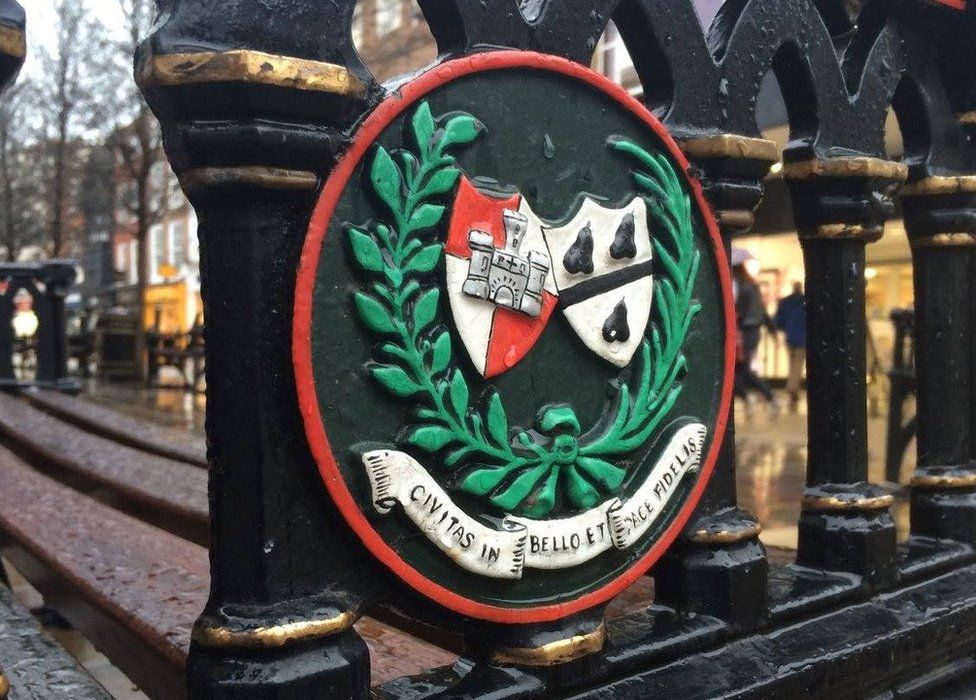 Simply the crest: Worcester scoops coat of arms gong - BBC News