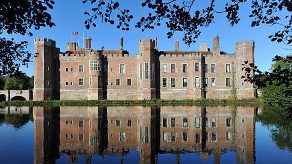University moves classes online as castle is deemed unsafe - BBC News