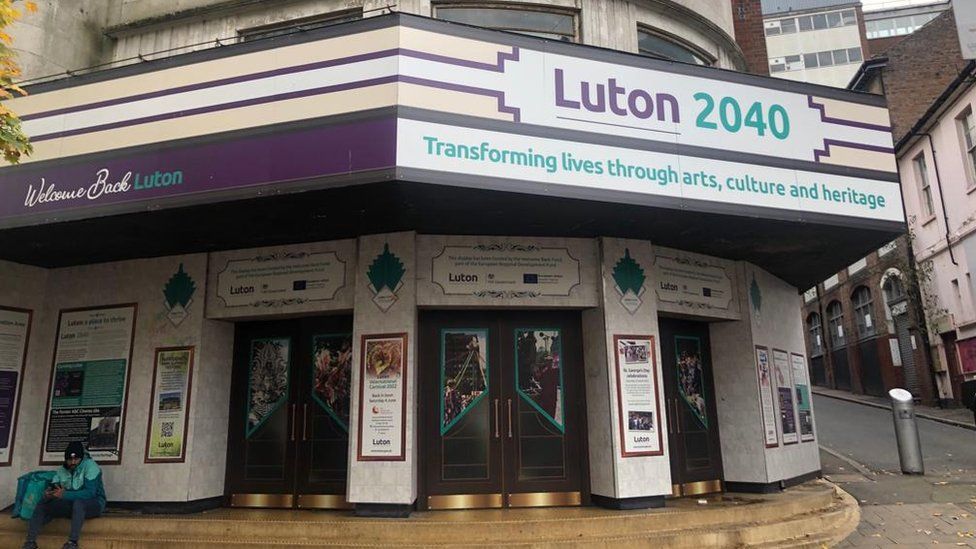 Luton's George Street added to Historic England's at risk register ...