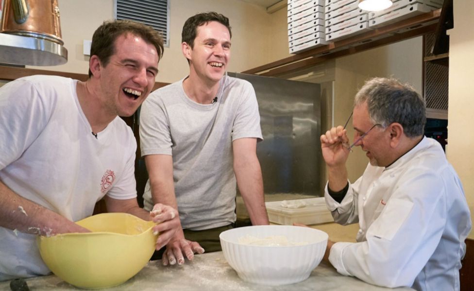 Cardiff chefs compete in Pizza World Championships - BBC News