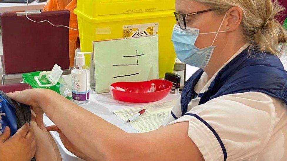 Covid jab clinics held for people with learning disabilities - BBC News