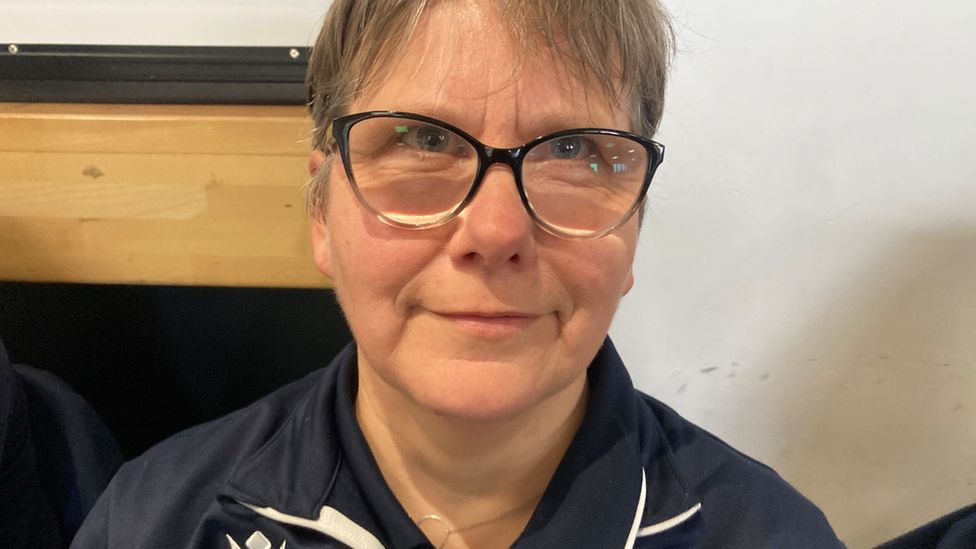 Bristol Rovers staff get bleed kit training after city stabbings - BBC News