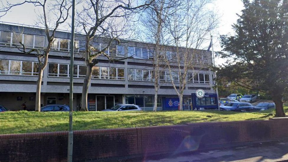 Services moved at Reigate Police Station due to RAAC - BBC News