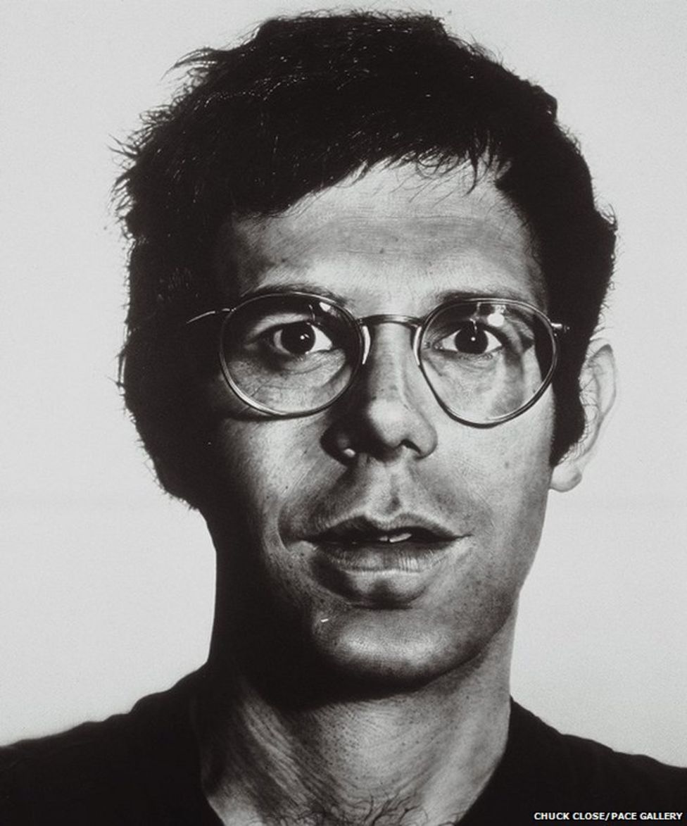 How painting 'saved' a man with paralysis - BBC News