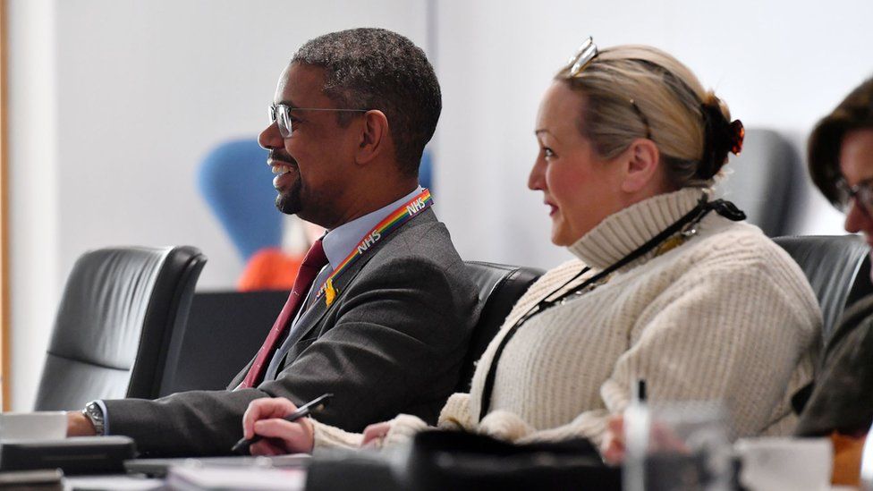 Vaughan Gething: Labour politicians meet to discuss concerns - BBC News