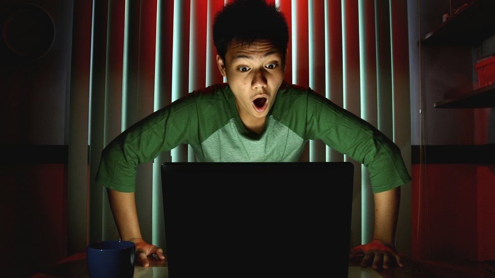 The computer virus that blackmails you - BBC News