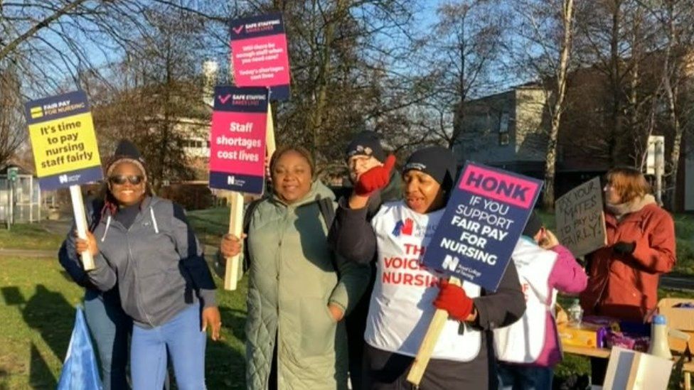 Nurses and paramedics on strike across the west - BBC News
