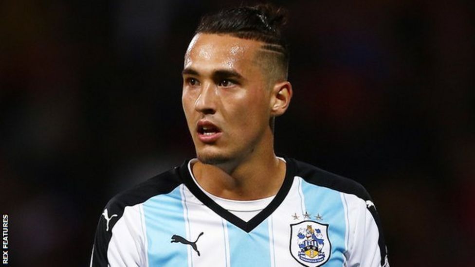 Jason Davidson: Huddersfield Town defender joins FC Groningen - BBC Sport